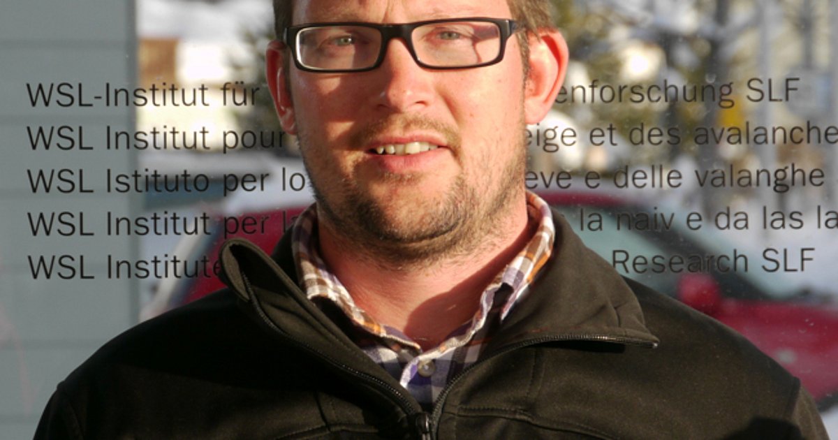 Dr. Yves Bühler
